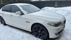 Balts BMW 520 2012 Viļņa, ar dzinēja tilpumu 2.00 L un nobraukumu 277 tūkst. km par 6900 €, foto  vietnē AUTOMOTO.COM.LV