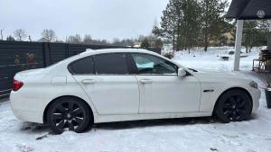 White BMW 520 2012 in Vilnius, with an engine capacity of 2.00 L and mileage of 277 thousand km for 6900 €, photo 2 on AUTOMOTO.COM.LV