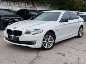 White BMW 520 2012 in Siauliai, with an engine capacity of 2.00 L and mileage of 341 thousand km for 7999 €, photo 3 on AUTOMOTO.COM.LV