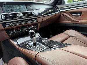 White BMW 520 2012 in Siauliai, with an engine capacity of 2.00 L and mileage of 341 thousand km for 7999 €, photo 20 on AUTOMOTO.COM.LV