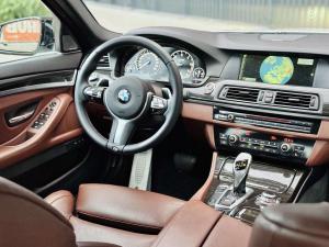 White BMW 520 2012 in Kaunas, with an engine capacity of 2.00 L and mileage of 257 thousand km for 13800 €, photo 3 on AUTOMOTO.COM.LV