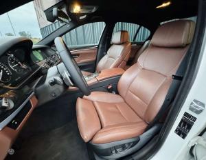 White BMW 520 2012 in Kaunas, with an engine capacity of 2.00 L and mileage of 257 thousand km for 13800 €, photo 14 on AUTOMOTO.COM.LV