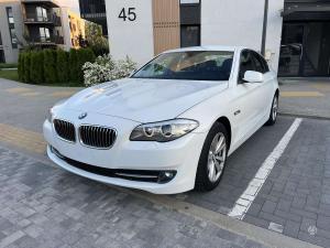 White BMW 520 2012 in Vilnius, with an engine capacity of 2.00 L and mileage of 220 thousand km for 7999 €, photo  on AUTOMOTO.COM.LV