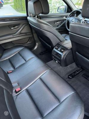 White BMW 520 2012 in Vilnius, with an engine capacity of 2.00 L and mileage of 220 thousand km for 7999 €, photo 18 on AUTOMOTO.COM.LV