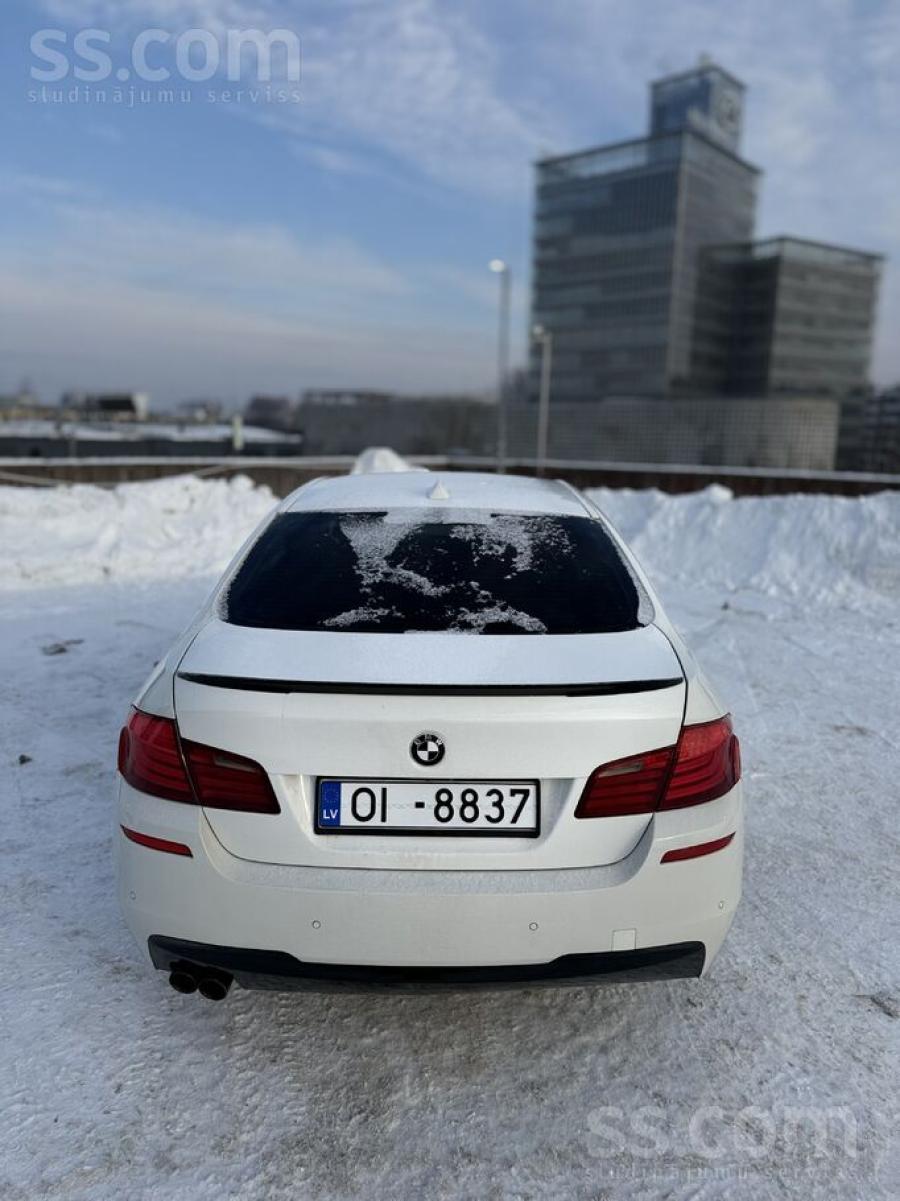 Balts BMW 520 2013 Rīga, ar dzinēja tilpumu 2.00 L un nobraukumu 325 tūkst. km par 10350 €, foto 4 vietnē AUTOMOTO.COM.LV
