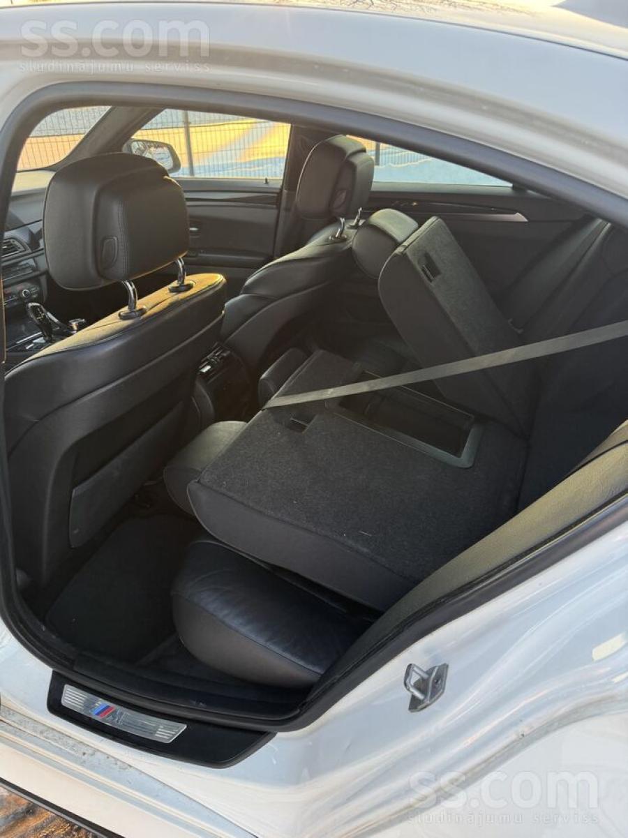 Balts BMW 520 2013 Rīga, ar dzinēja tilpumu 2.00 L un nobraukumu 325 tūkst. km par 9995 €, foto 9 vietnē AUTOMOTO.COM.LV