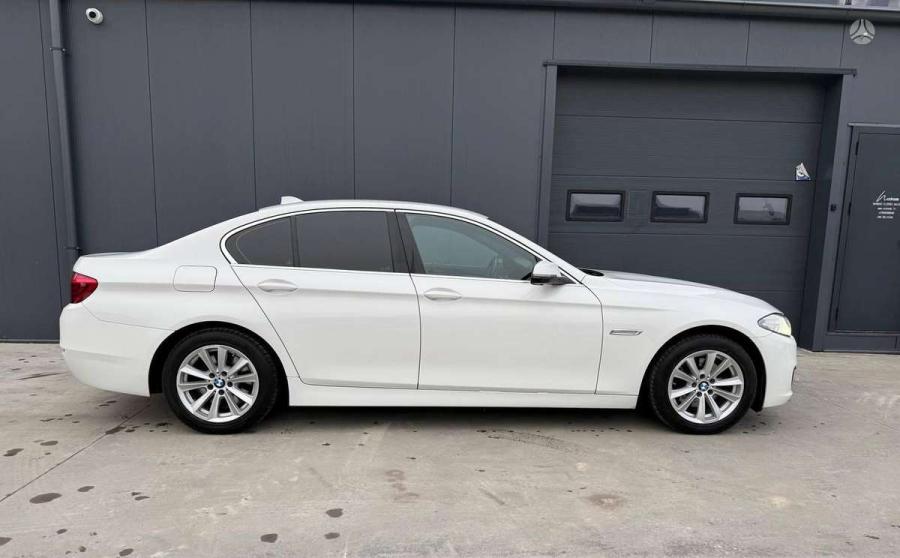 Balts BMW 520 2014 Kauņa, ar dzinēja tilpumu 2.00 L un nobraukumu 298 tūkst. km par 11200 €, foto 8 vietnē AUTOMOTO.COM.LV