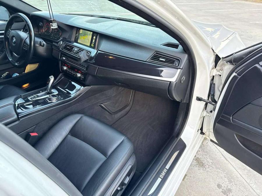 Balts BMW 520 2014 Kauņa, ar dzinēja tilpumu 2.00 L un nobraukumu 298 tūkst. km par 11200 €, foto 15 vietnē AUTOMOTO.COM.LV