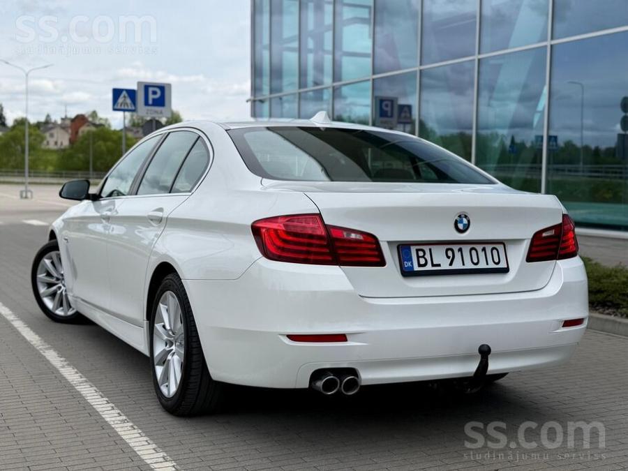 White BMW 520 2014 in Rezekne, with an engine capacity of 2.00 L and mileage of 260 thousand km for 8990 €, photo 5 on AUTOMOTO.COM.LV