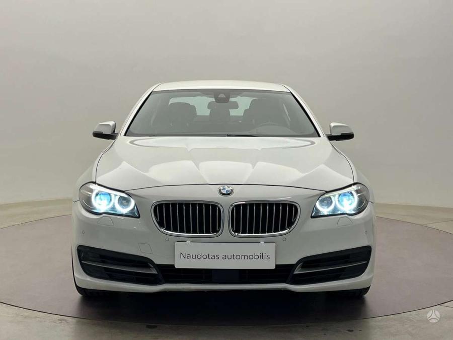 White BMW 520 2014 in Panevezys, with an engine capacity of 2.00 L and mileage of 223 thousand km for 9990 €, photo 34 on AUTOMOTO.COM.LV