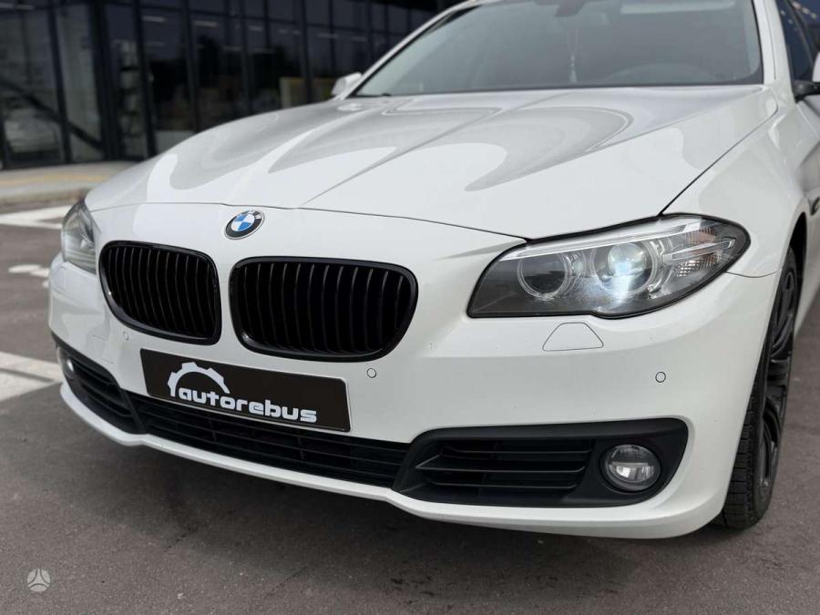 Balts BMW 520 2014 Kauņa, ar dzinēja tilpumu 2.00 L un nobraukumu 291 tūkst. km par 11290 €, foto 5 vietnē AUTOMOTO.COM.LV