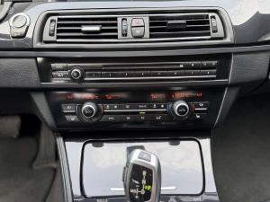 Balts BMW 520 2014 Kauņa, ar dzinēja tilpumu 2.00 L un nobraukumu 291 tūkst. km par 11290 €, foto 24 vietnē AUTOMOTO.COM.LV