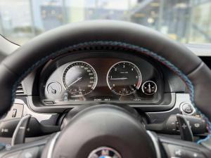 Balts BMW 520 2014 Kauņa, ar dzinēja tilpumu 2.00 L un nobraukumu 291 tūkst. km par 11290 €, foto 33 vietnē AUTOMOTO.COM.LV