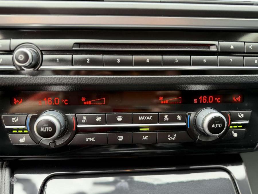 Balts BMW 520 2014 Kauņa, ar dzinēja tilpumu 2.00 L un nobraukumu 291 tūkst. km par 11290 €, foto 36 vietnē AUTOMOTO.COM.LV