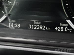 Balts BMW 520 2014 Kuldīga, ar dzinēja tilpumu 2.00 L un nobraukumu 312 tūkst. km par 11000 €, foto 10 vietnē AUTOMOTO.COM.LV