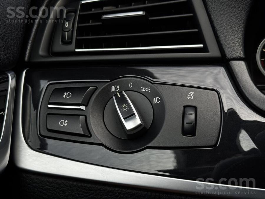 Balts BMW 520 2014 Kuldīga, ar dzinēja tilpumu 2.00 L un nobraukumu 312 tūkst. km par 11000 €, foto 21 vietnē AUTOMOTO.COM.LV