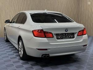 White BMW 520 2014 in Marijampole, with an engine capacity of 2.00 L and mileage of 208 thousand km for 13750 €, photo 6 on AUTOMOTO.COM.LV