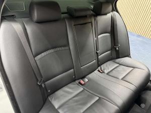 White BMW 520 2014 in Marijampole, with an engine capacity of 2.00 L and mileage of 208 thousand km for 13750 €, photo 16 on AUTOMOTO.COM.LV