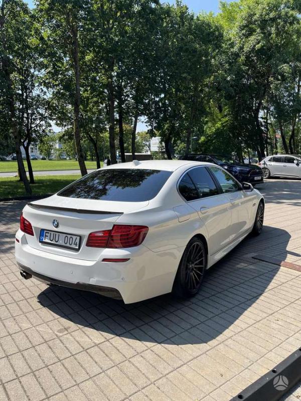 Balts BMW 520 2015 Kauņa, ar dzinēja tilpumu 2.00 L un nobraukumu 279 tūkst. km par 10550 €, foto 3 vietnē AUTOMOTO.COM.LV