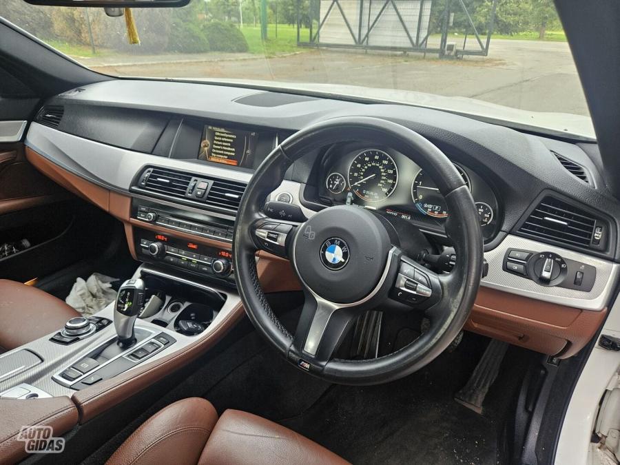 White BMW 520 2015 in Sakiai, with an engine capacity of 2.00 L and mileage of 250 thousand km for 3999 €, photo 12 on AUTOMOTO.COM.LV