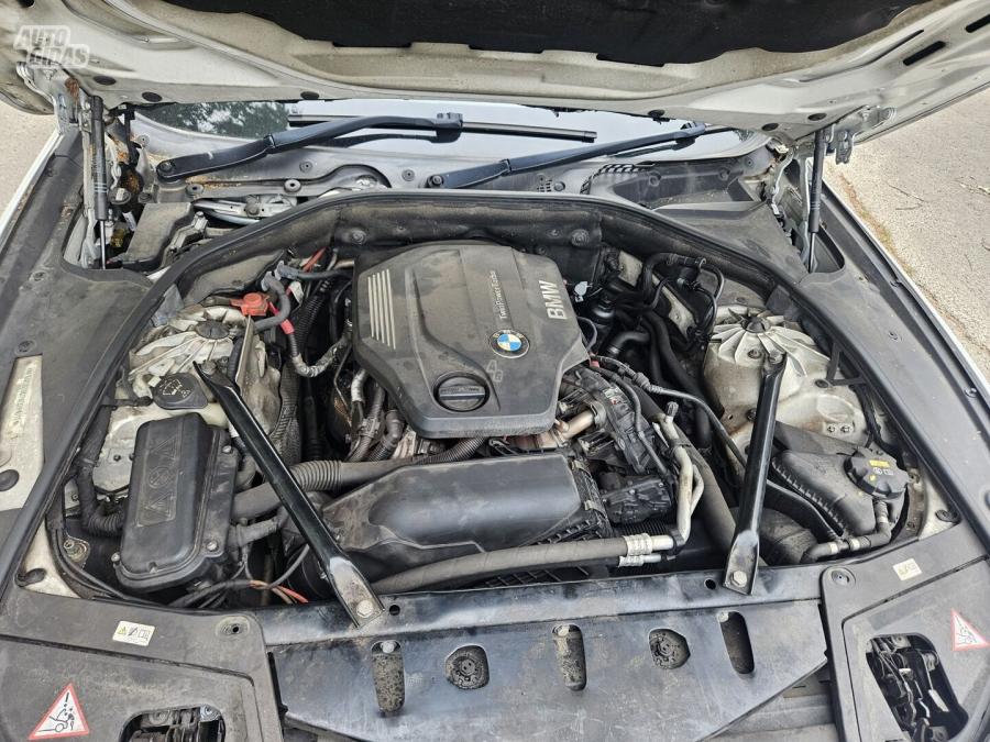 White BMW 520 2015 in Sakiai, with an engine capacity of 2.00 L and mileage of 250 thousand km for 3999 €, photo 14 on AUTOMOTO.COM.LV