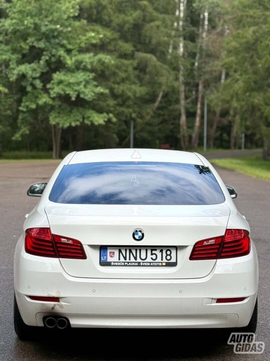 White BMW 520 2015 in Alytus, with an engine capacity of 2.00 L and mileage of 380 thousand km for 9200 €, photo 9 on AUTOMOTO.COM.LV