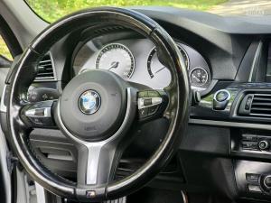 White BMW 520 2015 in Vilnius, with an engine capacity of 2.00 L and mileage of 280 thousand km for 11600 €, photo 6 on AUTOMOTO.COM.LV