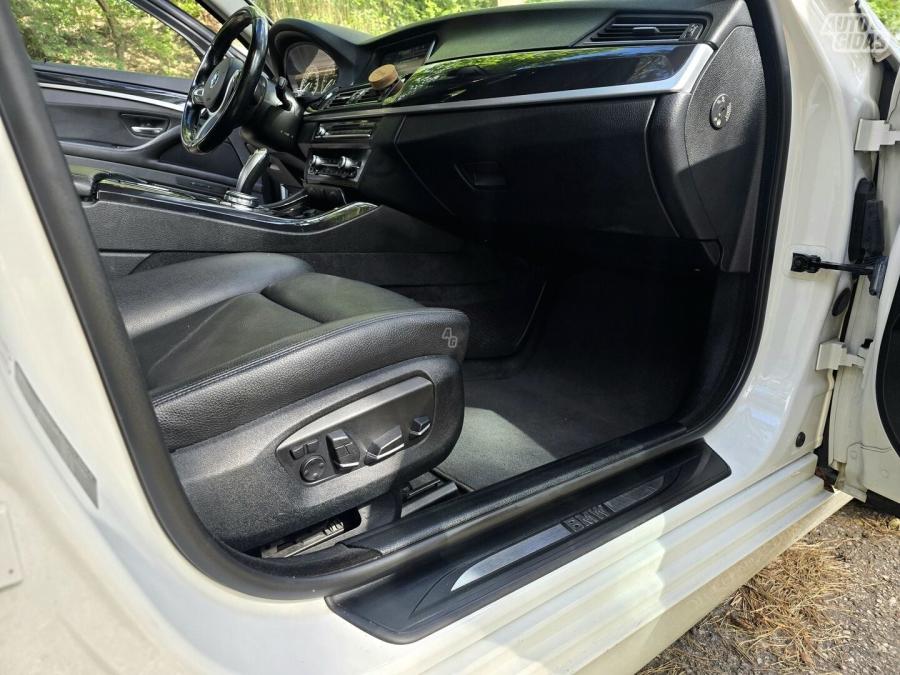 White BMW 520 2015 in Vilnius, with an engine capacity of 2.00 L and mileage of 280 thousand km for 11600 €, photo 7 on AUTOMOTO.COM.LV