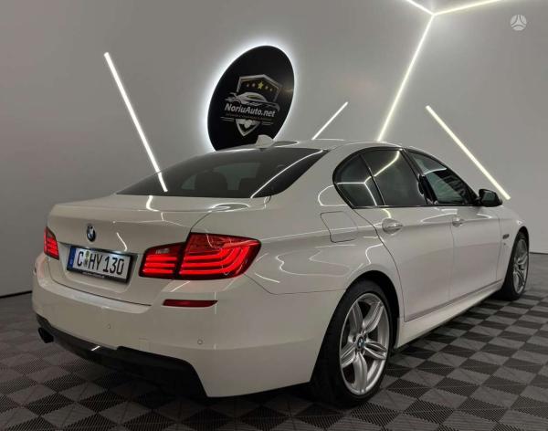 White BMW 520 2016 in Marijampole, with an engine capacity of 2.00 L and mileage of 338 thousand km for 13450 €, photo 5 on AUTOMOTO.COM.LV