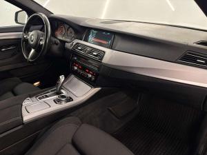 White BMW 520 2016 in Marijampole, with an engine capacity of 2.00 L and mileage of 338 thousand km for 13450 €, photo 17 on AUTOMOTO.COM.LV