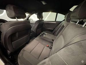 White BMW 520 2016 in Marijampole, with an engine capacity of 2.00 L and mileage of 338 thousand km for 13450 €, photo 21 on AUTOMOTO.COM.LV