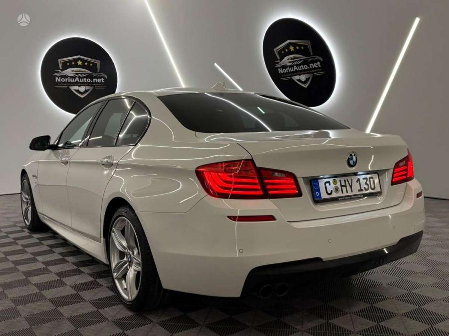 White BMW 520 2016 in Marijampole, with an engine capacity of 2.00 L and mileage of 338 thousand km for 13450 €, photo 30 on AUTOMOTO.COM.LV