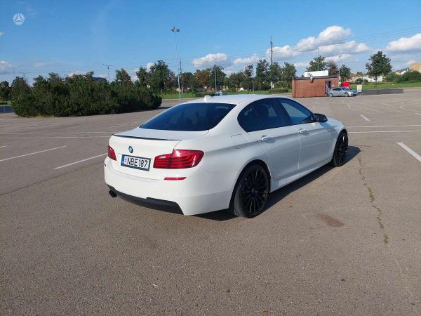 БМВ 520 2016 в Шяуляй на AUTOMOTO.COM.LV Белый БМВ 520 2016 в Шяуляй, объемом двигателя 2.00 л и пробегом 228 тыс. км за 13900 €, фото 5 на AUTOMOTO.COM.LV