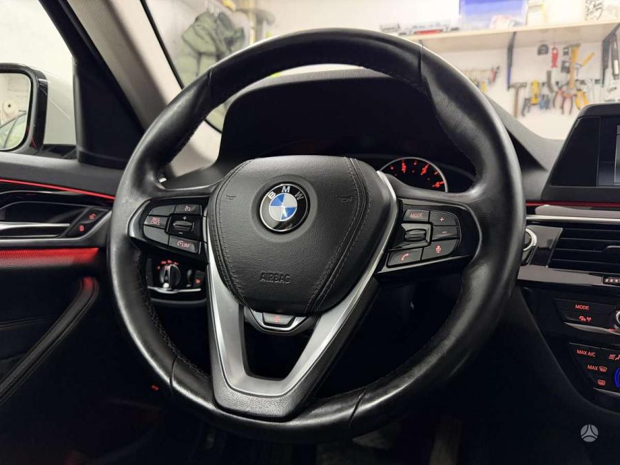 Balts BMW 520 2017 Kauņa, ar dzinēja tilpumu 2.00 L un nobraukumu 237 tūkst. km par 16500 €, foto 18 vietnē AUTOMOTO.COM.LV