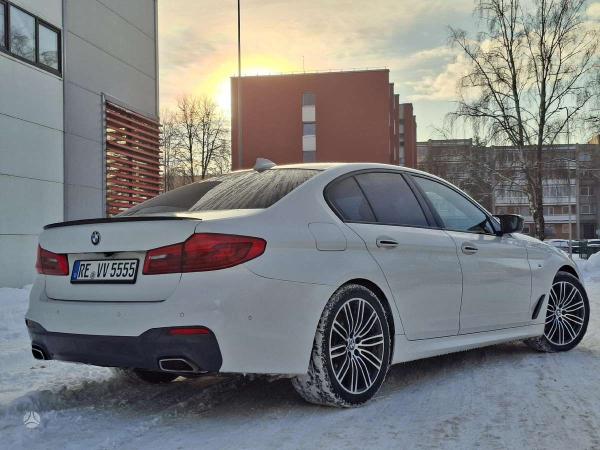 White BMW 520 2017 in Klaipeda, with an engine capacity of 2.00 L and mileage of 340 thousand km for 20000 €, photo 7 on AUTOMOTO.COM.LV