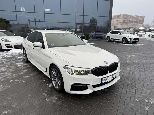 White BMW 520 2017 in Telschi, with an engine capacity of 2.00 L and mileage of 224 thousand km for 20300 €, photo 10 on AUTOMOTO.COM.LV
