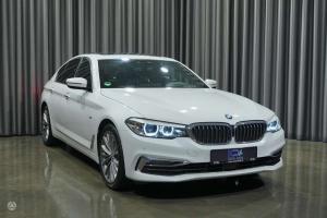 Balts BMW 520 2017 Marijampole, ar dzinēja tilpumu 2.00 L un nobraukumu 317 tūkst. km par 18850 €, foto 2 vietnē AUTOMOTO.COM.LV