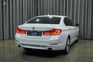 Balts BMW 520 2017 Marijampole, ar dzinēja tilpumu 2.00 L un nobraukumu 317 tūkst. km par 18850 €, foto 11 vietnē AUTOMOTO.COM.LV