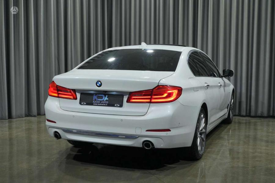 Balts BMW 520 2017 Marijampole, ar dzinēja tilpumu 2.00 L un nobraukumu 317 tūkst. km par 18850 €, foto 11 vietnē AUTOMOTO.COM.LV