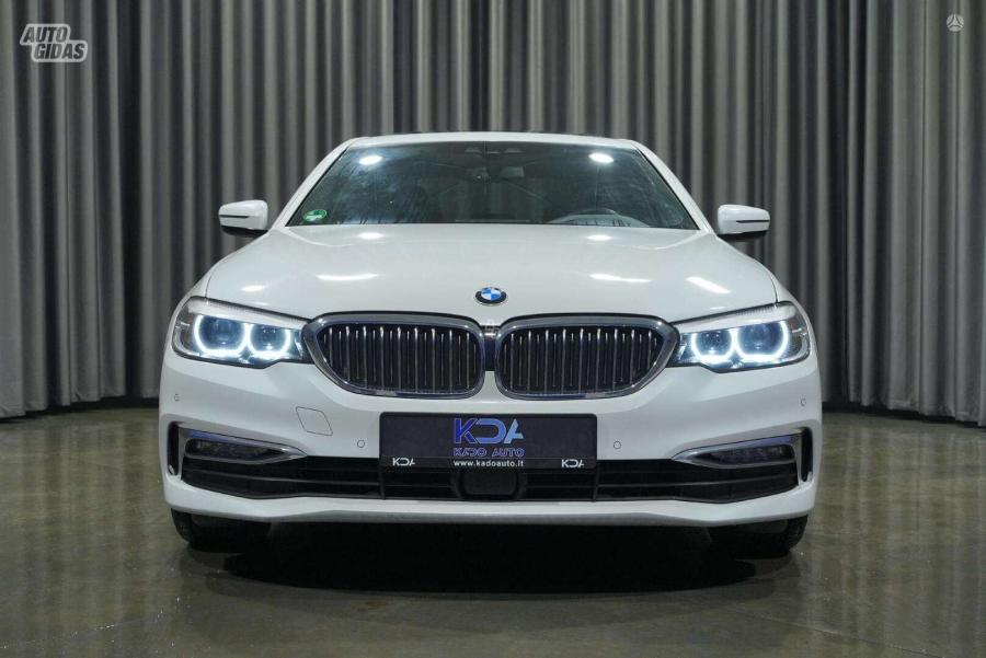 Balts BMW 520 2017 Marijampole, ar dzinēja tilpumu 2.00 L un nobraukumu 317 tūkst. km par 18850 €, foto 3 vietnē AUTOMOTO.COM.LV