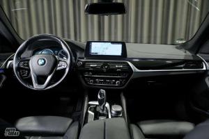 Balts BMW 520 2017 Marijampole, ar dzinēja tilpumu 2.00 L un nobraukumu 317 tūkst. km par 18850 €, foto 16 vietnē AUTOMOTO.COM.LV