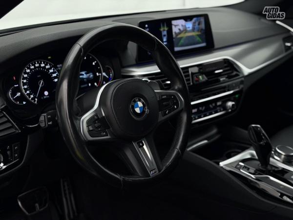 White BMW 520 2017 in Avizieniai, with an engine capacity of 2.00 L and mileage of 200 thousand km for 22490 €, photo 8 on AUTOMOTO.COM.LV