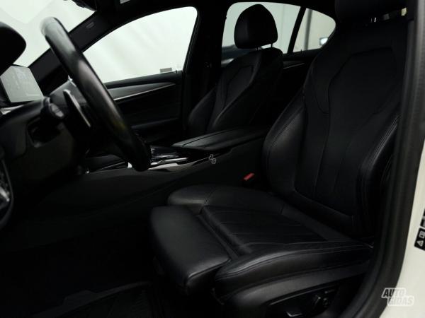 White BMW 520 2017 in Avizieniai, with an engine capacity of 2.00 L and mileage of 200 thousand km for 22490 €, photo 9 on AUTOMOTO.COM.LV