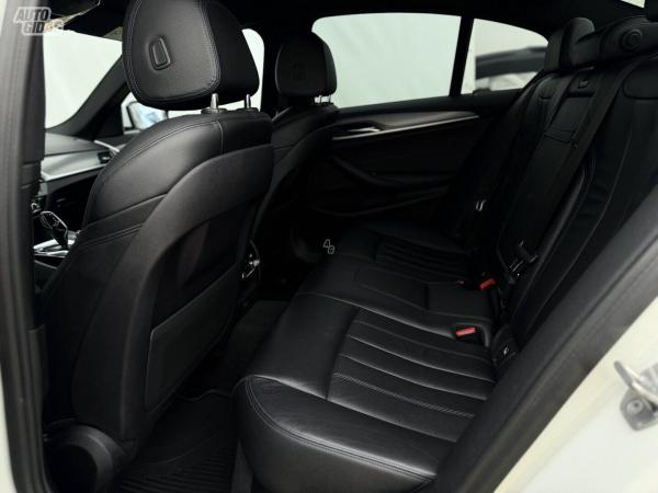 White BMW 520 2017 in Avizieniai, with an engine capacity of 2.00 L and mileage of 200 thousand km for 22490 €, photo 10 on AUTOMOTO.COM.LV