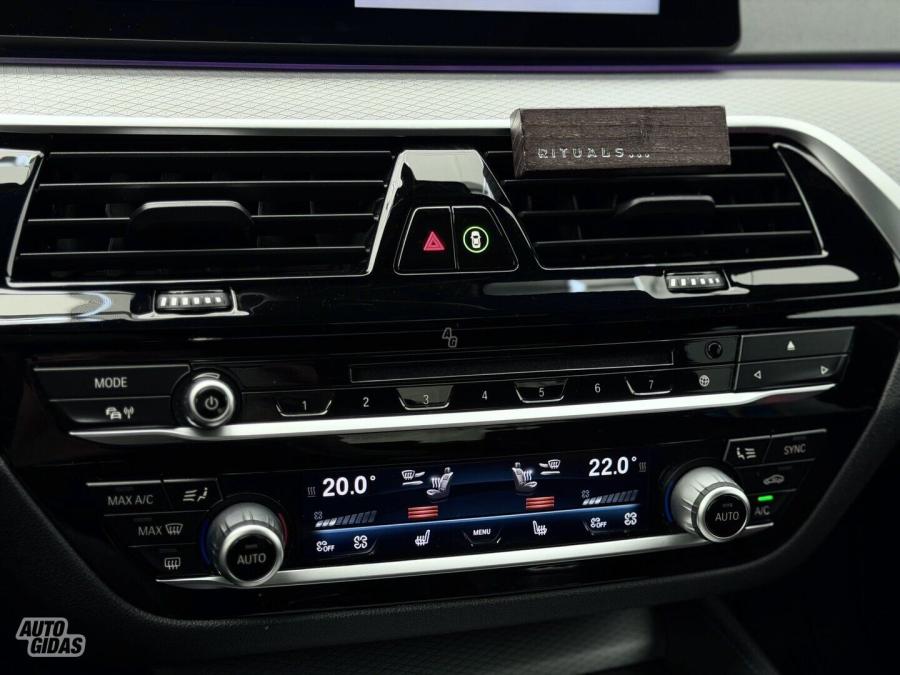 Белый БМВ 520 2017 в Авиженяй, объемом двигателя 2.00 л и пробегом 200 тыс. км за 22490 €, фото 21 на AUTOMOTO.COM.LV
