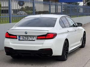 White BMW 520 2017 in Vilnius, with an engine capacity of 2.00 L and mileage of 71 thousand km for 28000 €, photo 7 on AUTOMOTO.COM.LV
