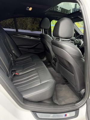 White BMW 520 2017 in Vilnius, with an engine capacity of 2.00 L and mileage of 71 thousand km for 28000 €, photo 16 on AUTOMOTO.COM.LV