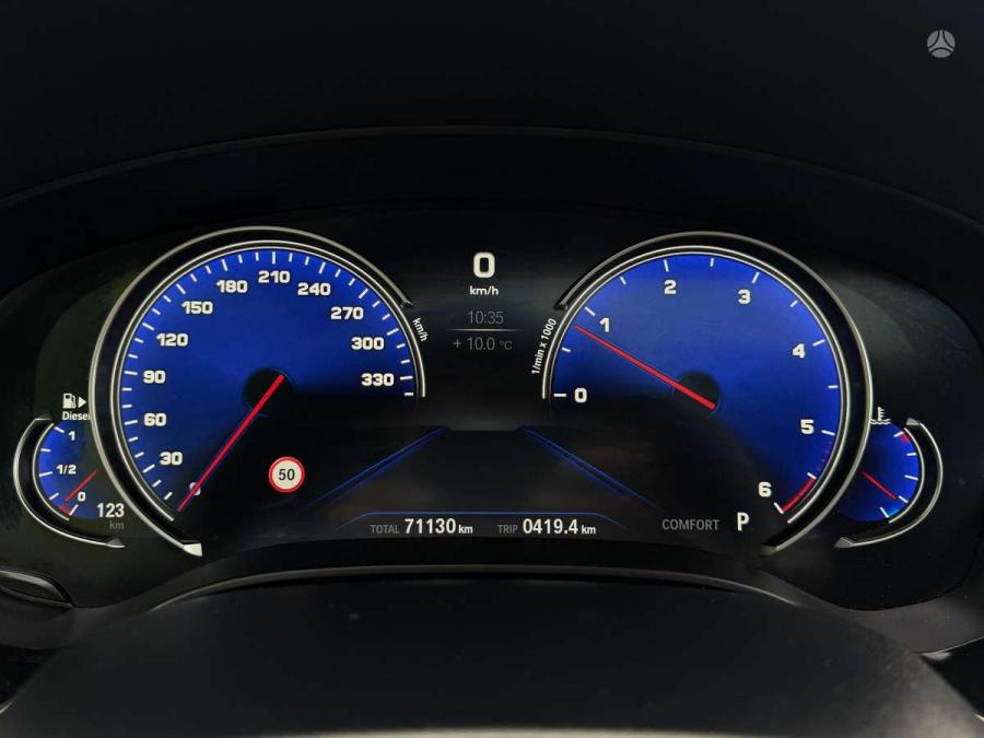 White BMW 520 2017 in Vilnius, with an engine capacity of 2.00 L and mileage of 71 thousand km for 28000 €, photo 22 on AUTOMOTO.COM.LV