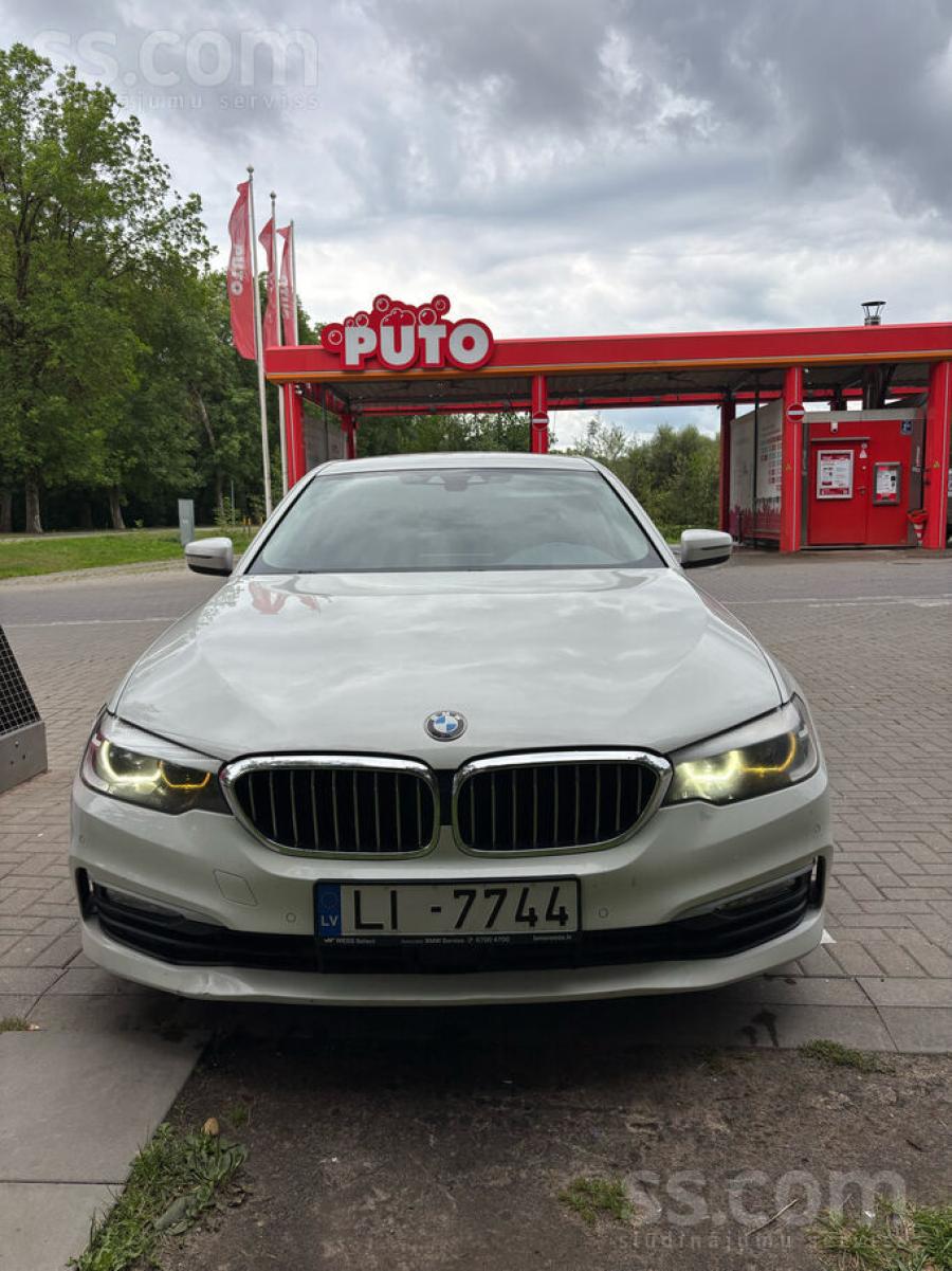 White BMW 520 2017 in Riga, with an engine capacity of 2.00 L and mileage of 375 thousand km for 14000 €, photo 1 on AUTOMOTO.COM.LV