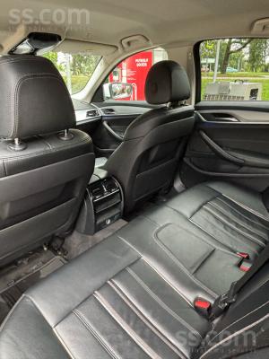White BMW 520 2017 in Riga, with an engine capacity of 2.00 L and mileage of 375 thousand km for 14000 €, photo 10 on AUTOMOTO.COM.LV